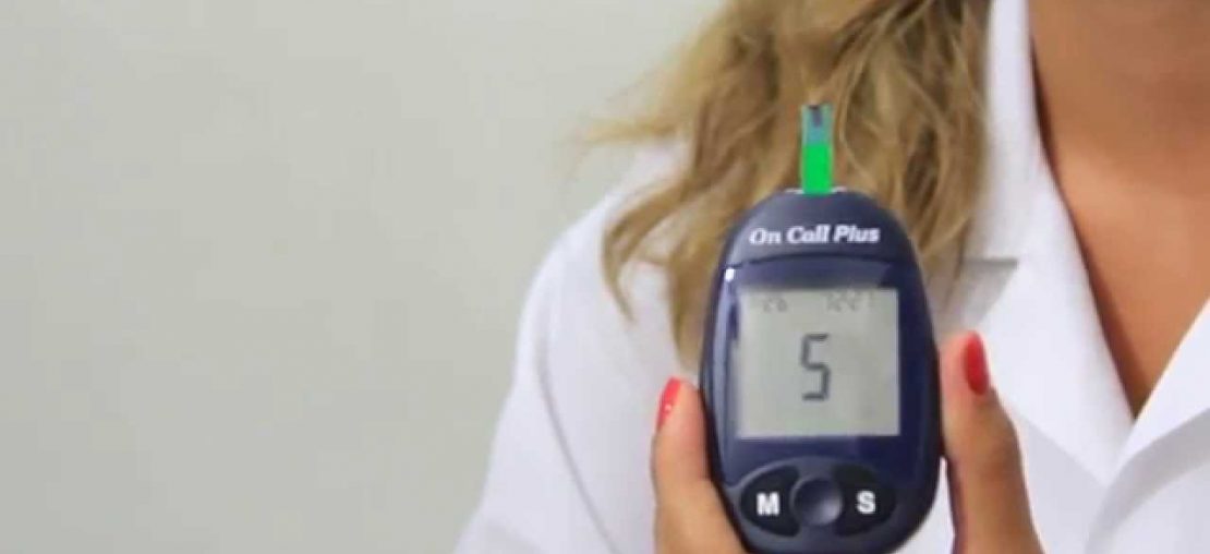 Como Usar Aparelho De Medir Glicose Accu Chek Design Talk